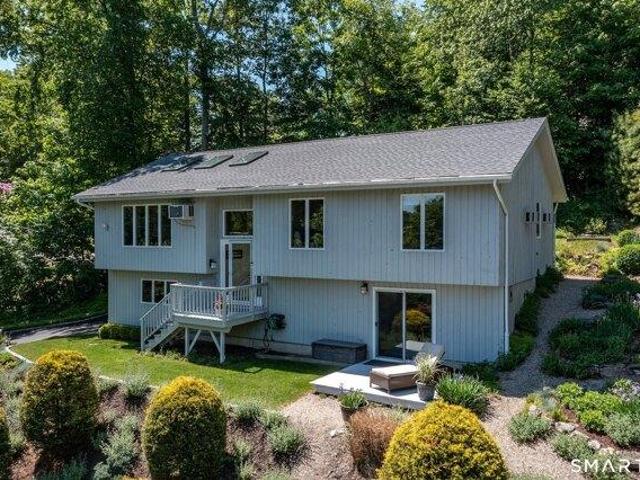 3 bedroom, New Fairfield CT 06812 104653591