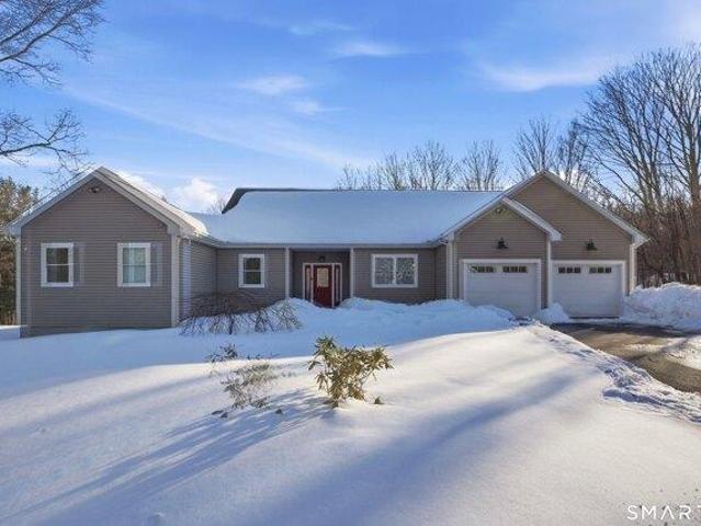 3 bedroom, New Hartford CT 06057 102156261