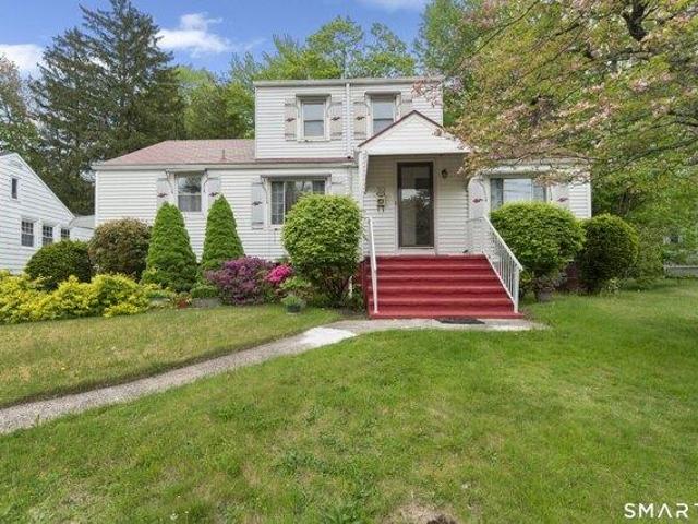 3 bedroom, New Haven CT 06515 104114246