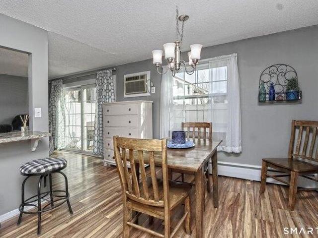 3 bedroom, New Haven CT 06511 102583549