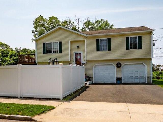 3 bedroom, New Haven CT 06512 LS91905097