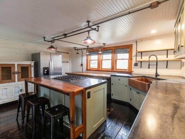 3 bedroom, New Ipswich NH 03071 102158457