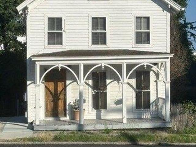3 bedroom, New London CT 06320 104904741