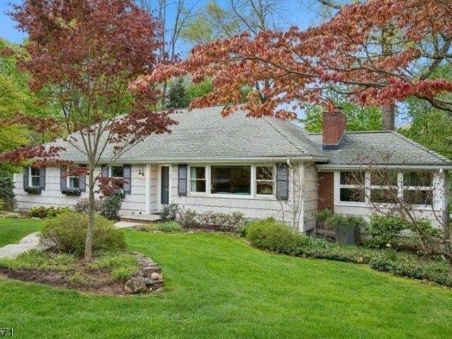 3 bedroom, New Providence NJ 07901 LS102027009
