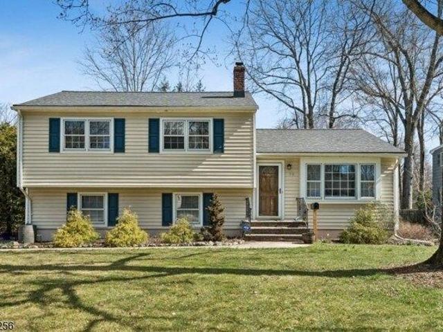 3 bedroom, New Providence NJ 07974 LS101706468