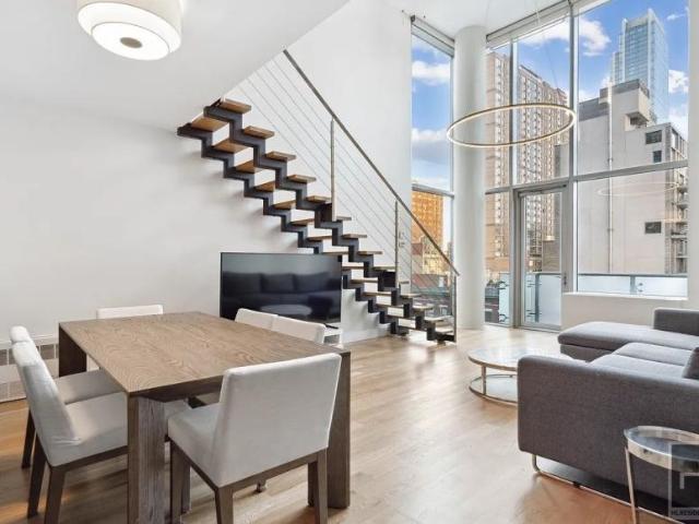 3 bedroom, NEW YORK NY 10036 101391701