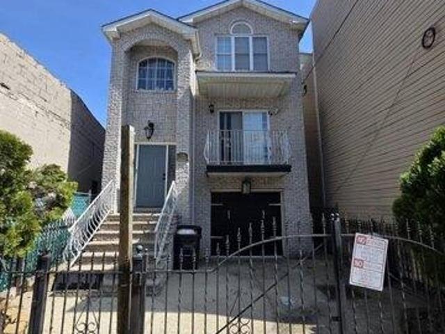 3 bedroom, Newark NJ 07104 102026157