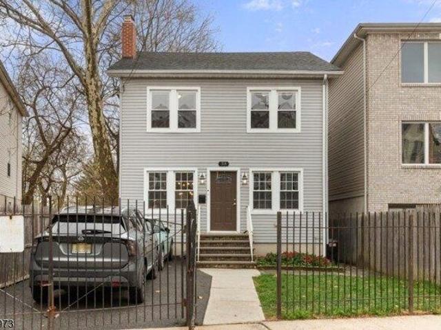 3 bedroom, Newark NJ 07104 102825375
