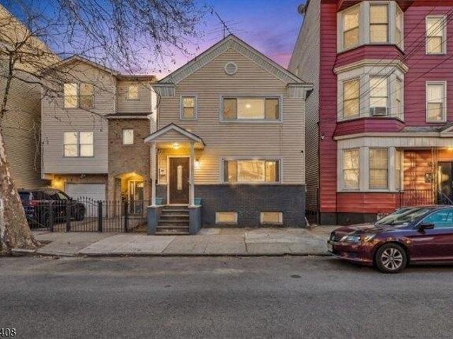 3 bedroom, Newark NJ 07105 LS101747532