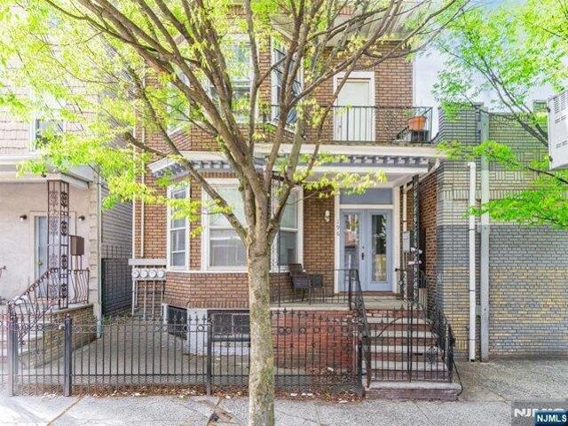 3 bedroom, Newark NJ 07103 104480190