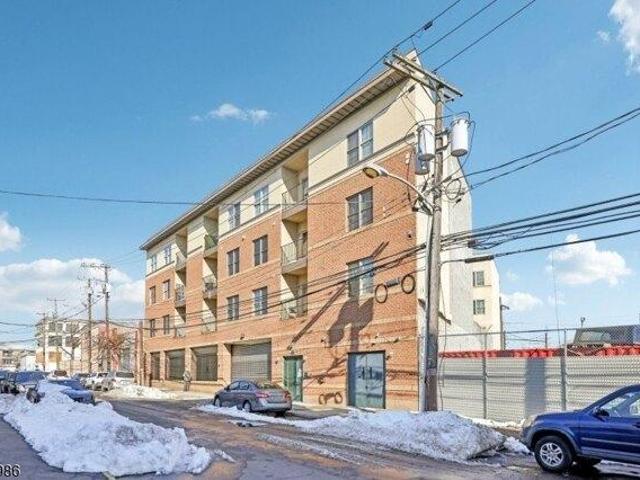 3 bedroom, Newark NJ 07114 104811253