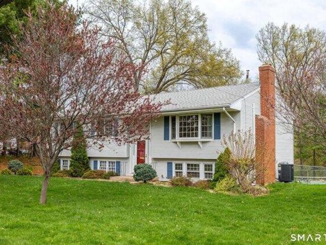 3 bedroom, Newington CT 06111 LS102346967