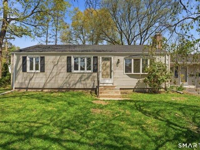 3 bedroom, Newington CT 06111 LS103073261