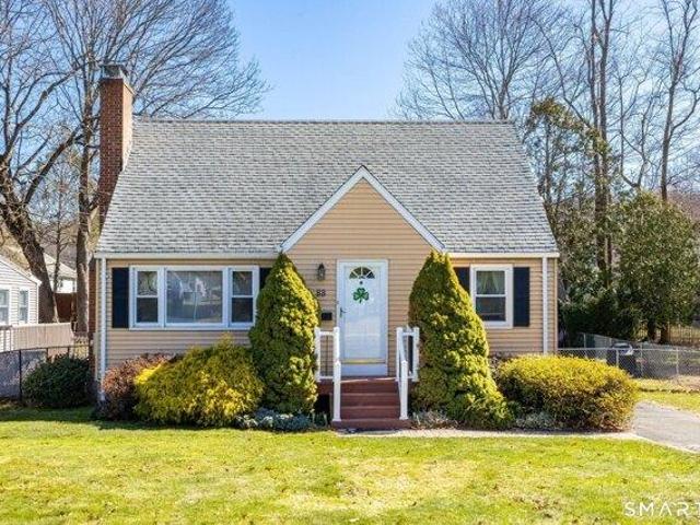 3 bedroom, Newington CT 06111 102029894
