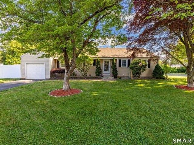3 bedroom, Newington CT 06111 103074221