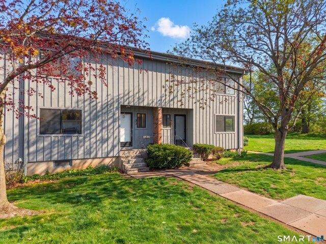 3 bedroom, Newington CT 06111 103099087