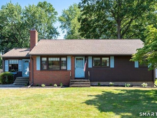 3 bedroom, Newington CT 06111 104850697