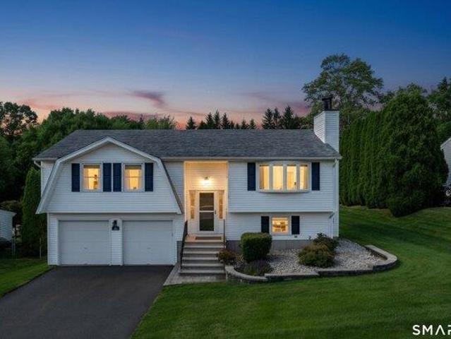 3 bedroom, Newington CT 06111 104833016
