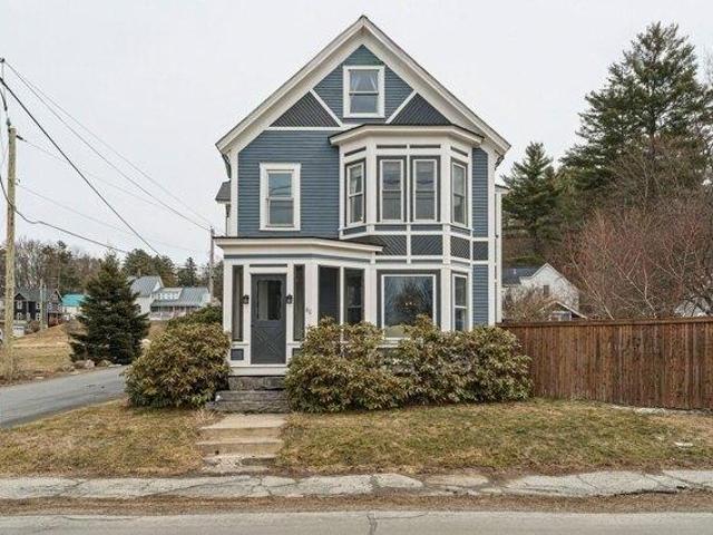 3 bedroom, Newport NH 03773 102443571