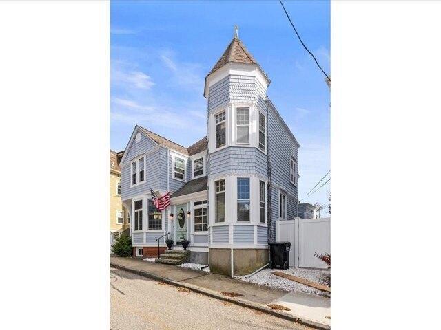 3 bedroom, Newport RI 02840 101932508