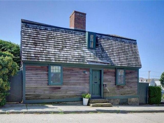 3 bedroom, Newport RI 02840 104691214