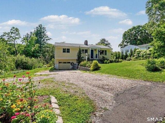 3 bedroom, Newtown CT 06470 104511721