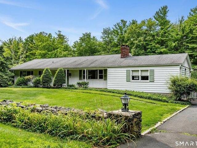 3 bedroom, Newtown CT 06470 104759333
