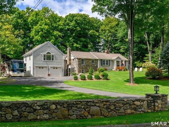 3 bedroom, Newtown CT 06470 105172724