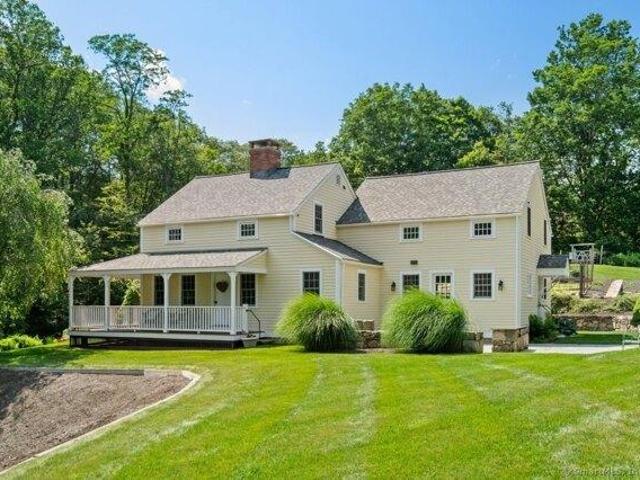 3 bedroom, Newtown CT 06470 LS102476627