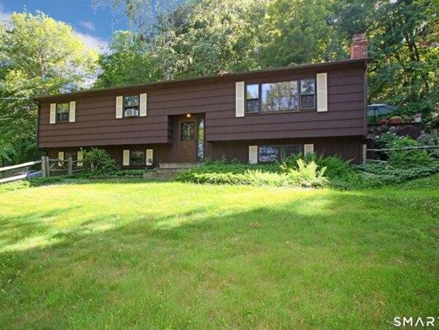 3 bedroom, Newtown CT 06470 LS102826975