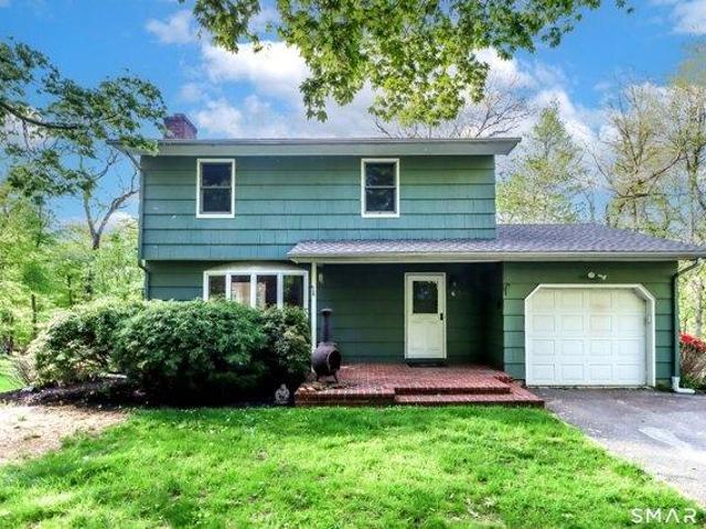 3 bedroom, Newtown CT 06482 102346069