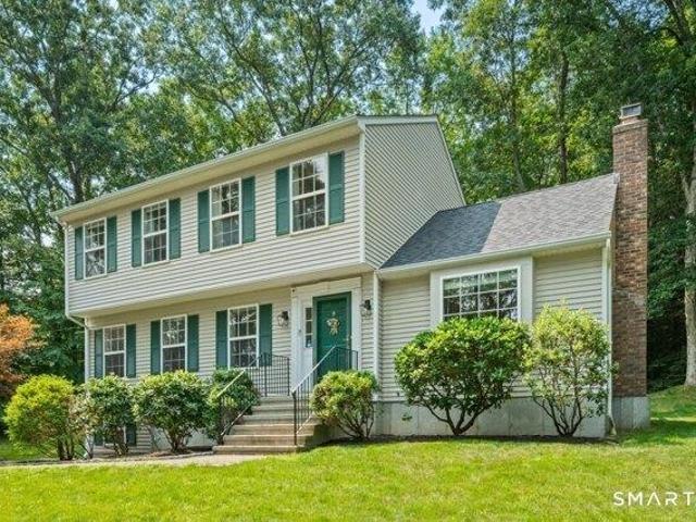 3 bedroom, Newtown CT 06482 105126790