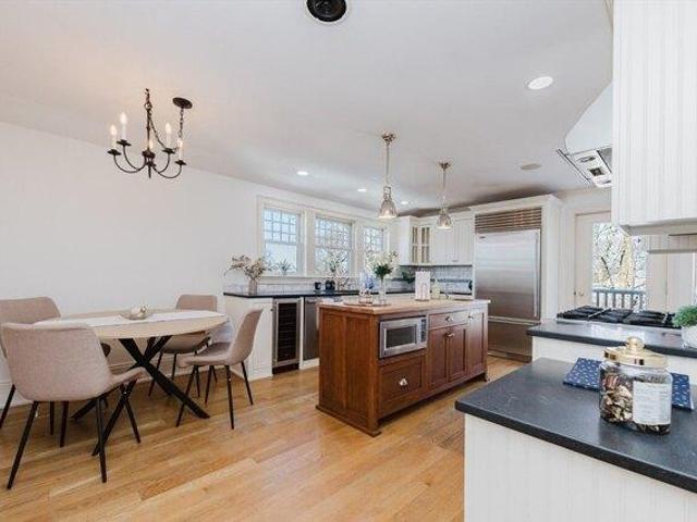 3 bedroom, Newton MA 02458 104760655