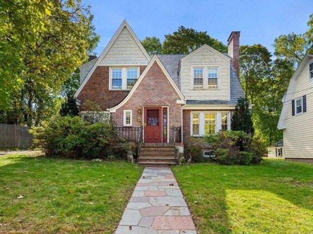 3 bedroom, Newton MA 02458 104716245