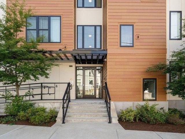 3 bedroom, Newton MA 02458 104921996