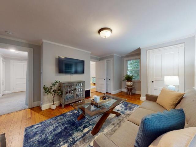 3 bedroom, Newton MA 02458 85309360