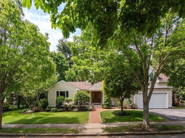3 bedroom, Newton MA 02459 103496586