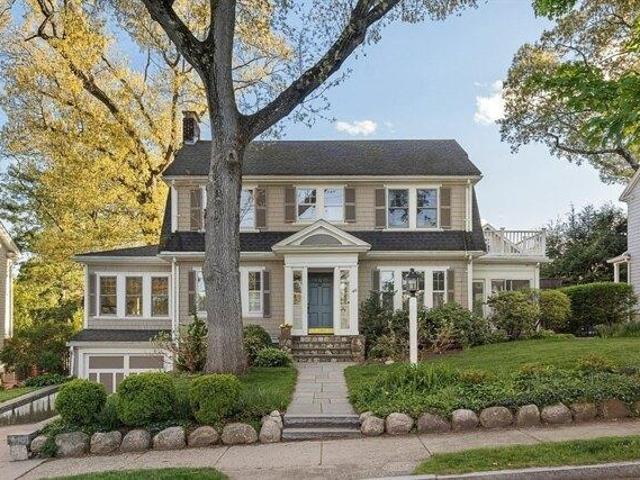 3 bedroom, Newton MA 02465 LS103016549