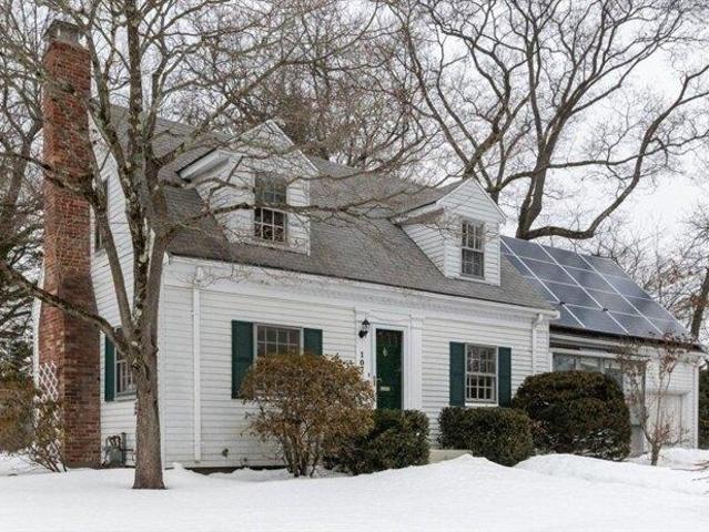 3 bedroom, Newton MA 02466 102632251