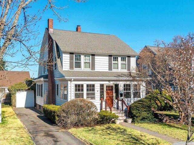 3 bedroom, Newton MA 02460 102671196