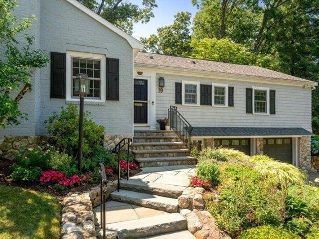 3 bedroom, Newton MA 02461 104514578