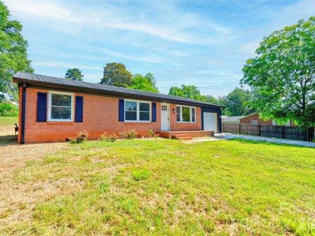 3 bedroom, Newton NC 28658 104909291