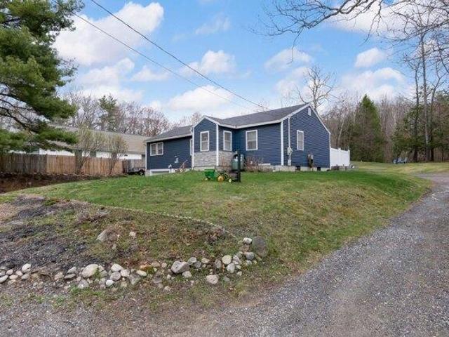 3 bedroom, Newton NH 03858 102155885