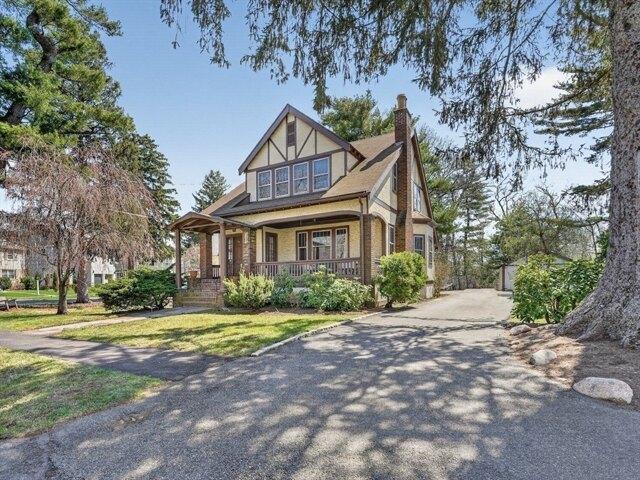 3 bedroom, Needham MA 02492 102318363