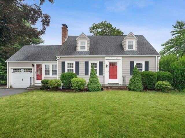 3 bedroom, Needham MA 02492 104571336