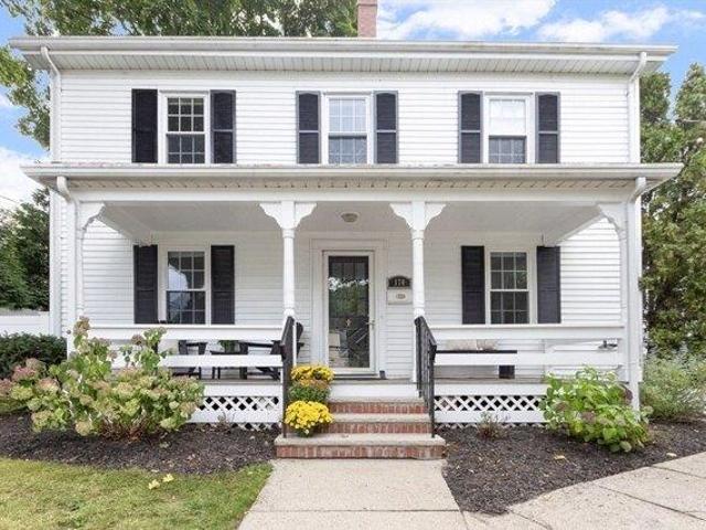 3 bedroom, Needham MA 02494 LS102565041