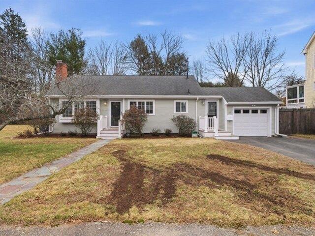 3 bedroom, Needham MA 02494 LS102669099