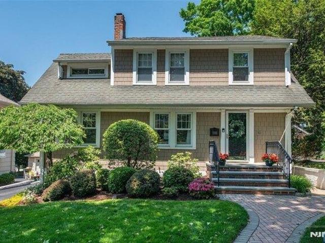 3 bedroom, Nutley NJ 07110 LS102776046