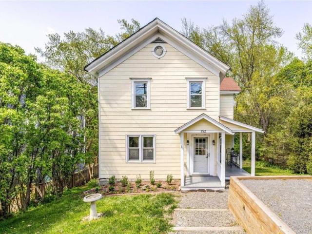 3 bedroom, NY NY 102272112
