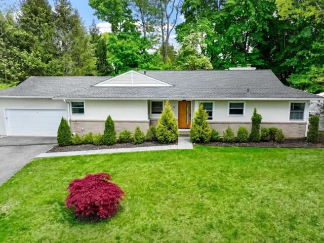 3 bedroom, NY NY 102399968